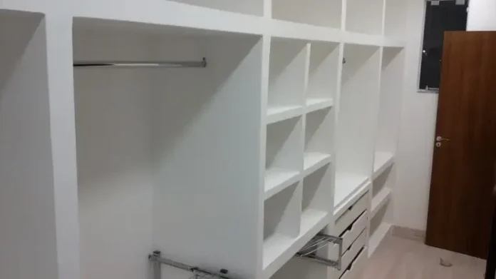 Guarda-Roupa de Gesso: Vantagens, Desvantagens e Dicas +39 Imagens ...